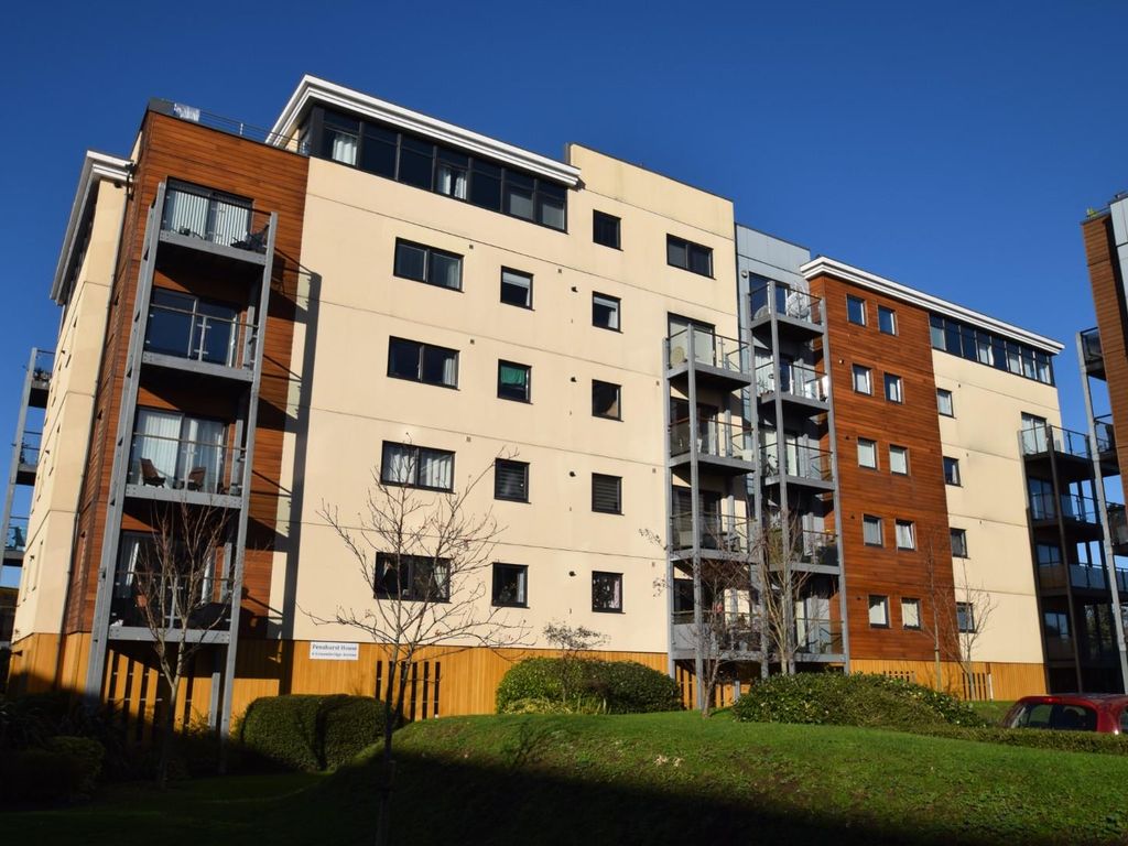 2 bed flat for sale in Groombridge Avenue, Eastbourne BN22, £200,000 ...