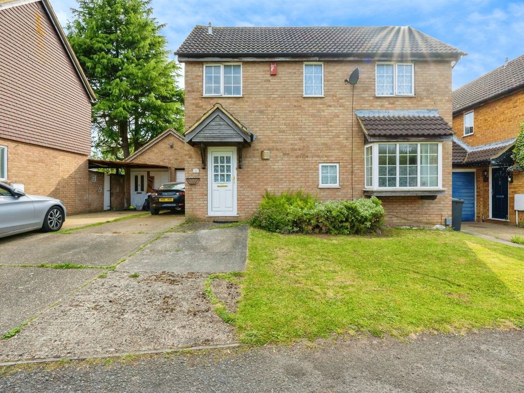 4 bed detached house for sale in Ravenhill Way, Luton LU4, £525,000 ...