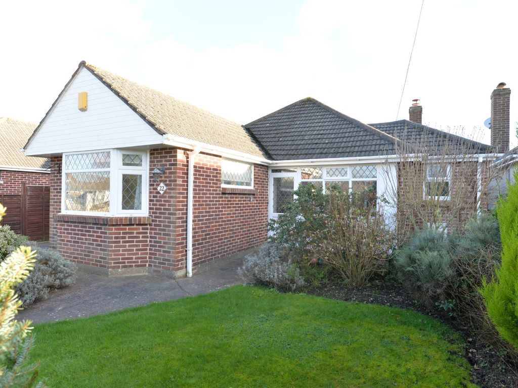 2 Bed Bungalow For Sale In Chiltern Drive Barton On Sea New Milton