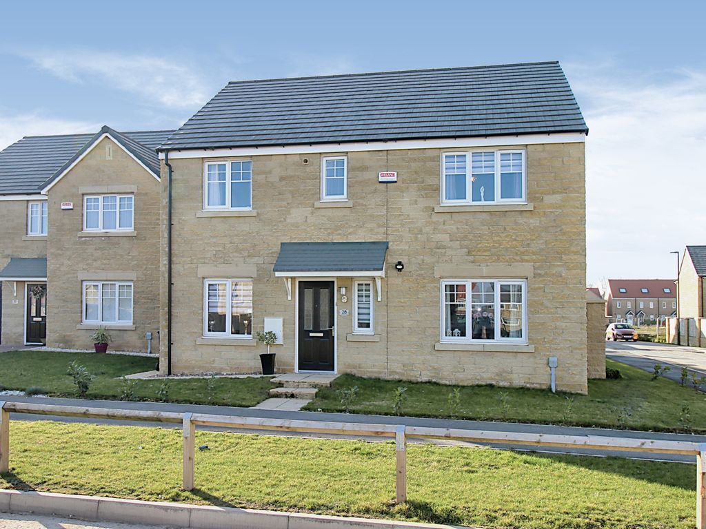 4 Bed Detached House For Sale In Clubhouse Way Humberston Dn36 £