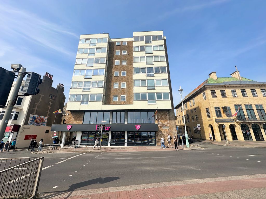 2 bed flat for sale in Marine Parade, Brighton BN2, £450,000 - Zoopla