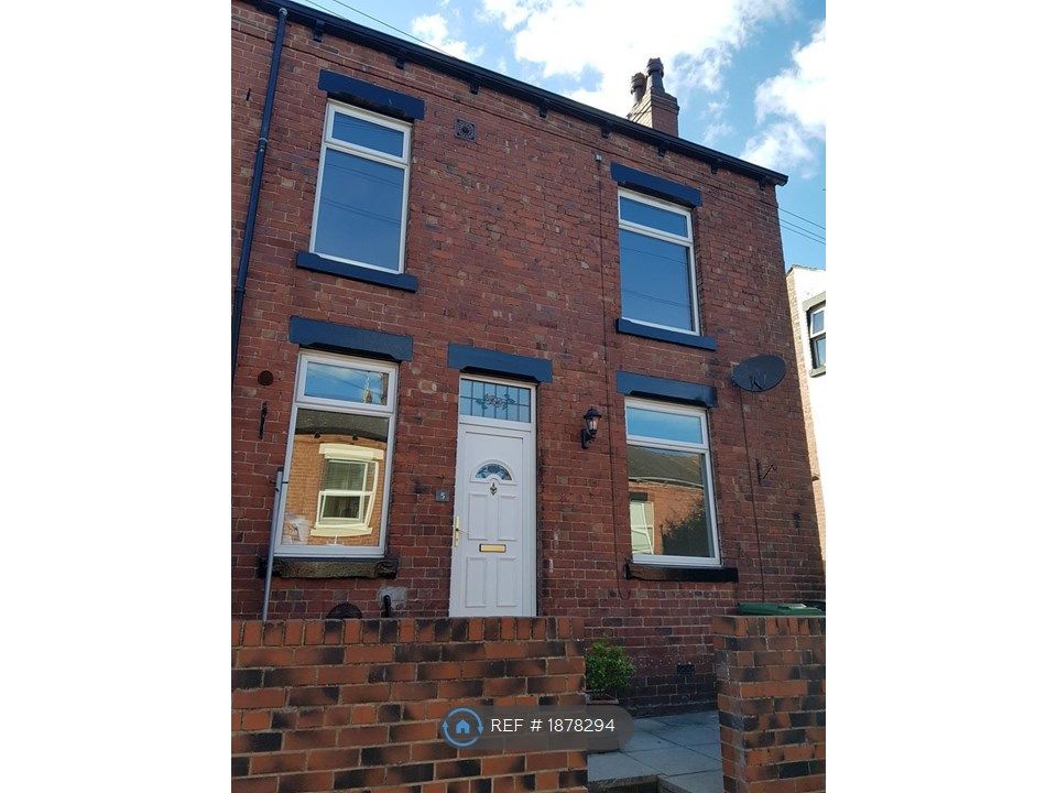 3 Bed Terraced House To Rent In Woodville Place Horsforth Leeds Ls18