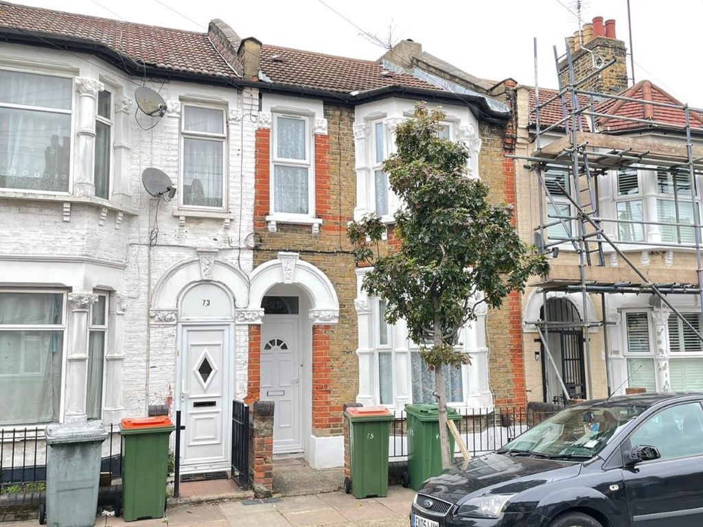 3 bed terraced house for sale in 75 Chadwin Road, Canning Town, London ...