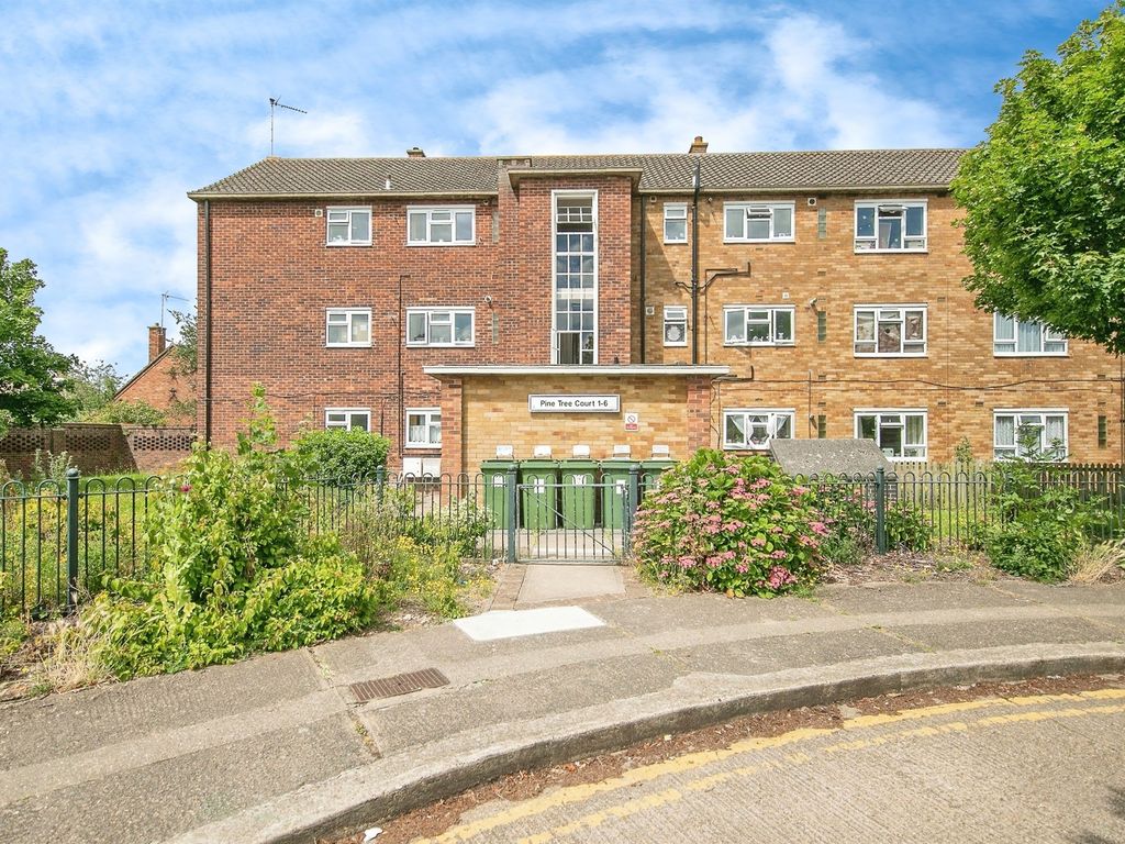 1 bed flat for sale in Linden Close, Colchester CO4, £145,000 - Zoopla