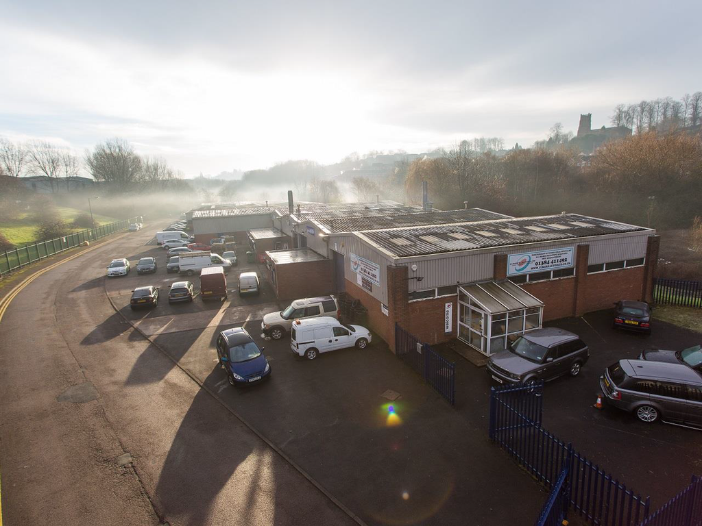 Light industrial to let in Bridge Street, Cradley Heath B64, £18,125 pa ...