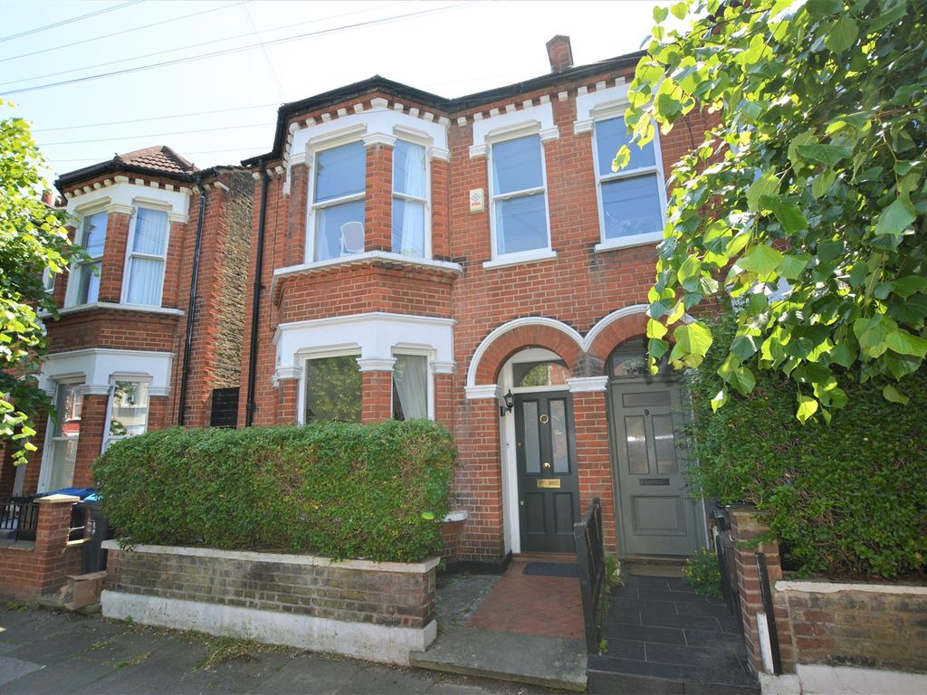 3 Bed Semi Detached House For Sale In Warren Road Colliers Wood