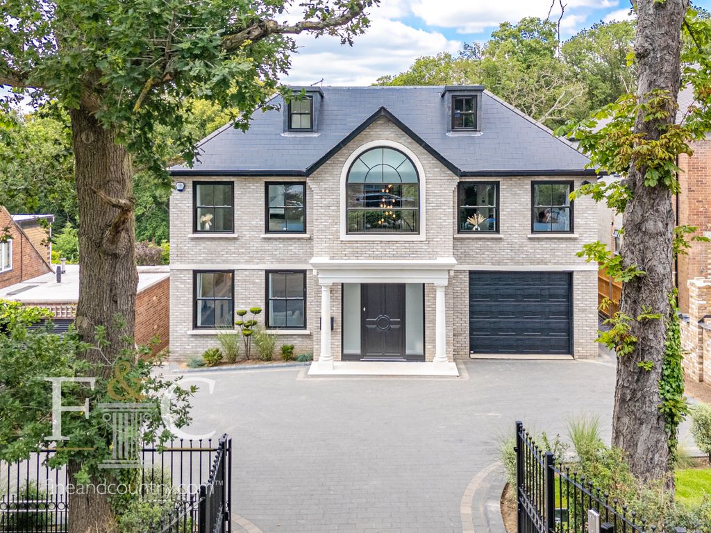 New home, 6 bed detached house for sale in Cuffley Hill, Goffs Oak ...