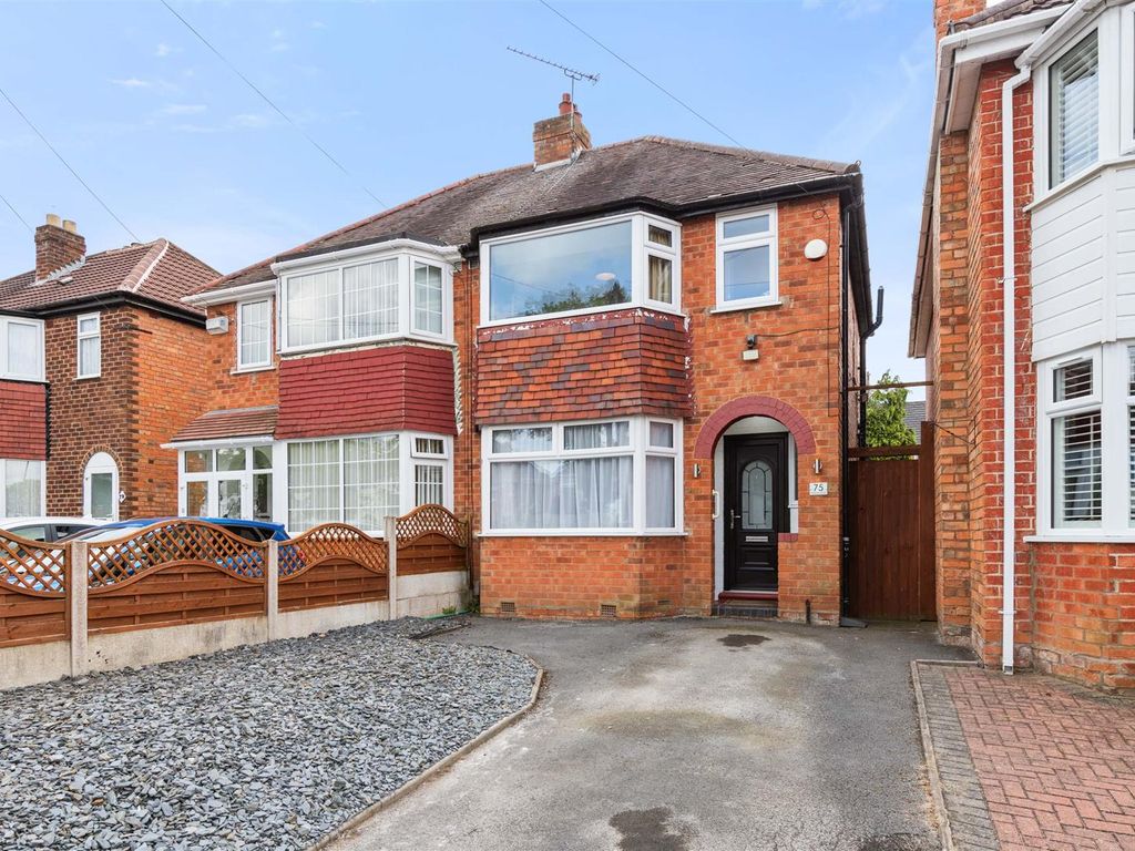 3 Bed Semi Detached House For Sale In Parkdale Road Sheldon
