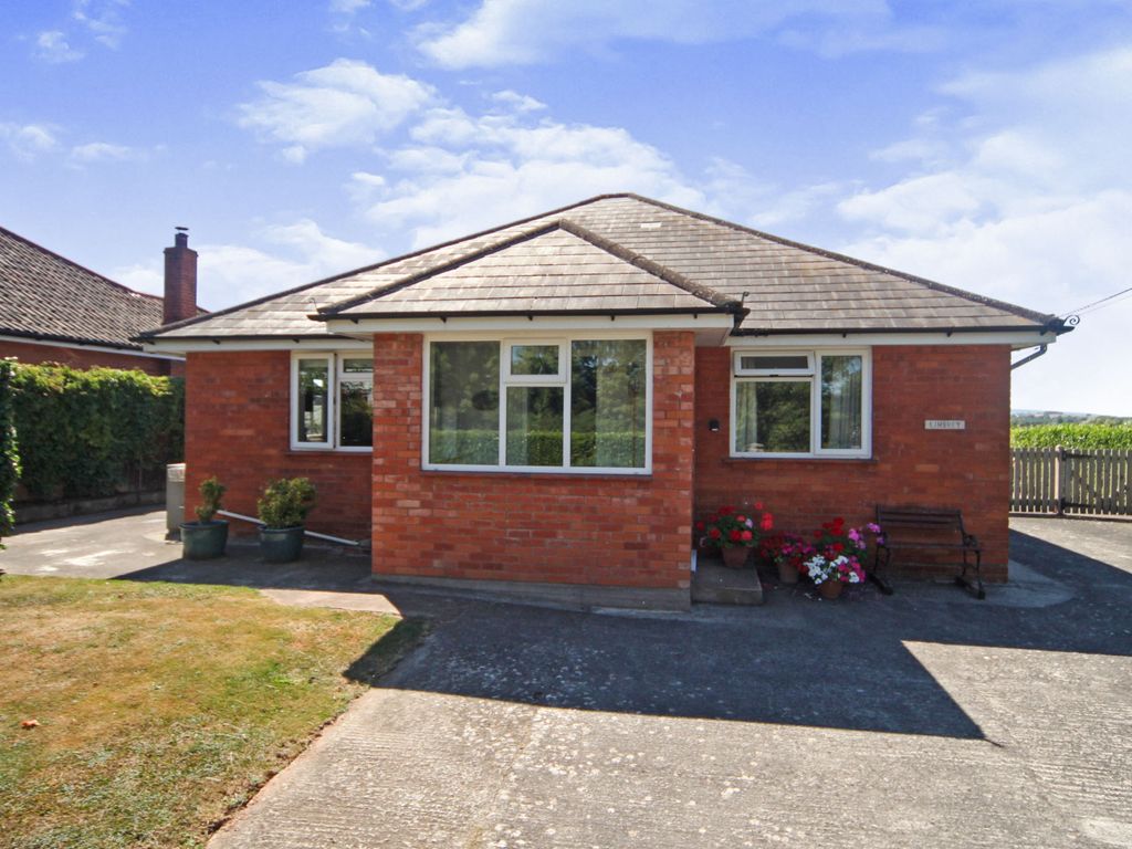 2 bed detached bungalow for sale in Henlade, Taunton TA3 - Zoopla