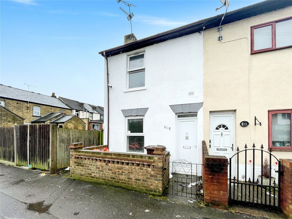 3 Bed End Terrace House For Sale In Jeffery Street Gillingham Kent