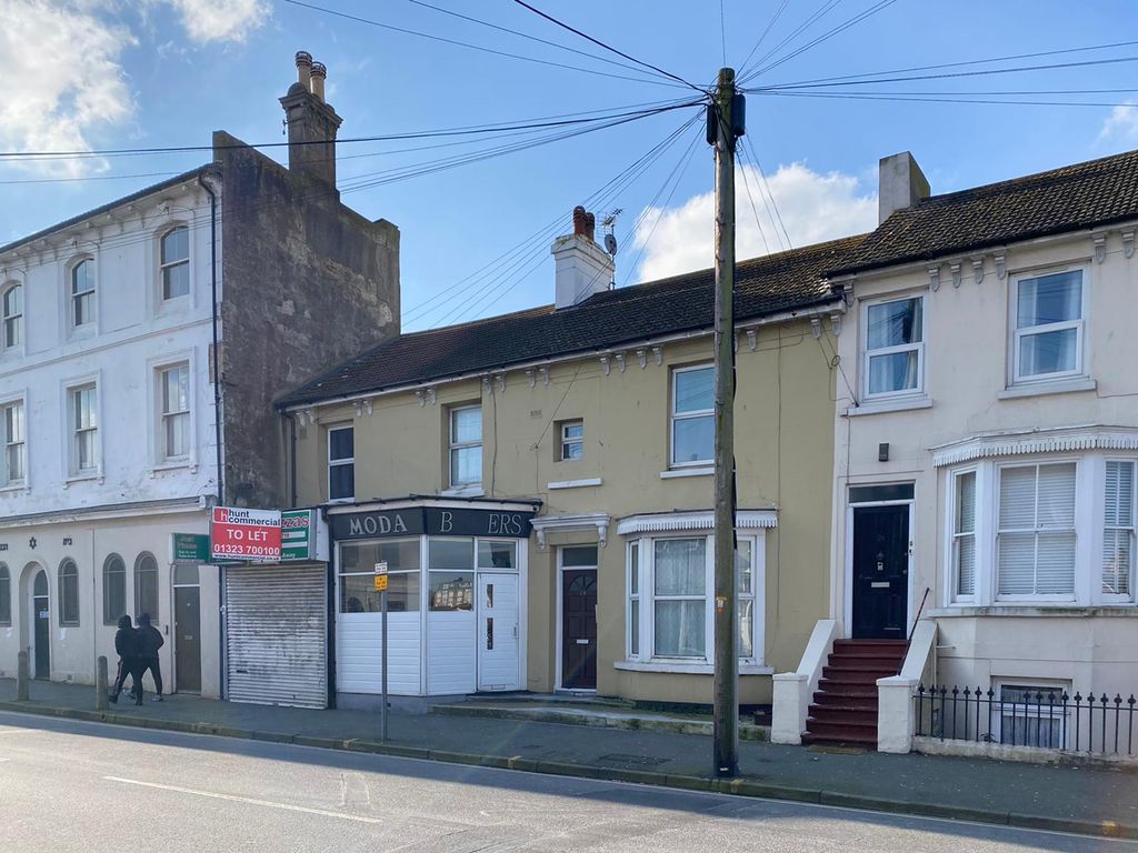 1 bed flat for sale in Susans Road, Eastbourne BN21 - Zoopla