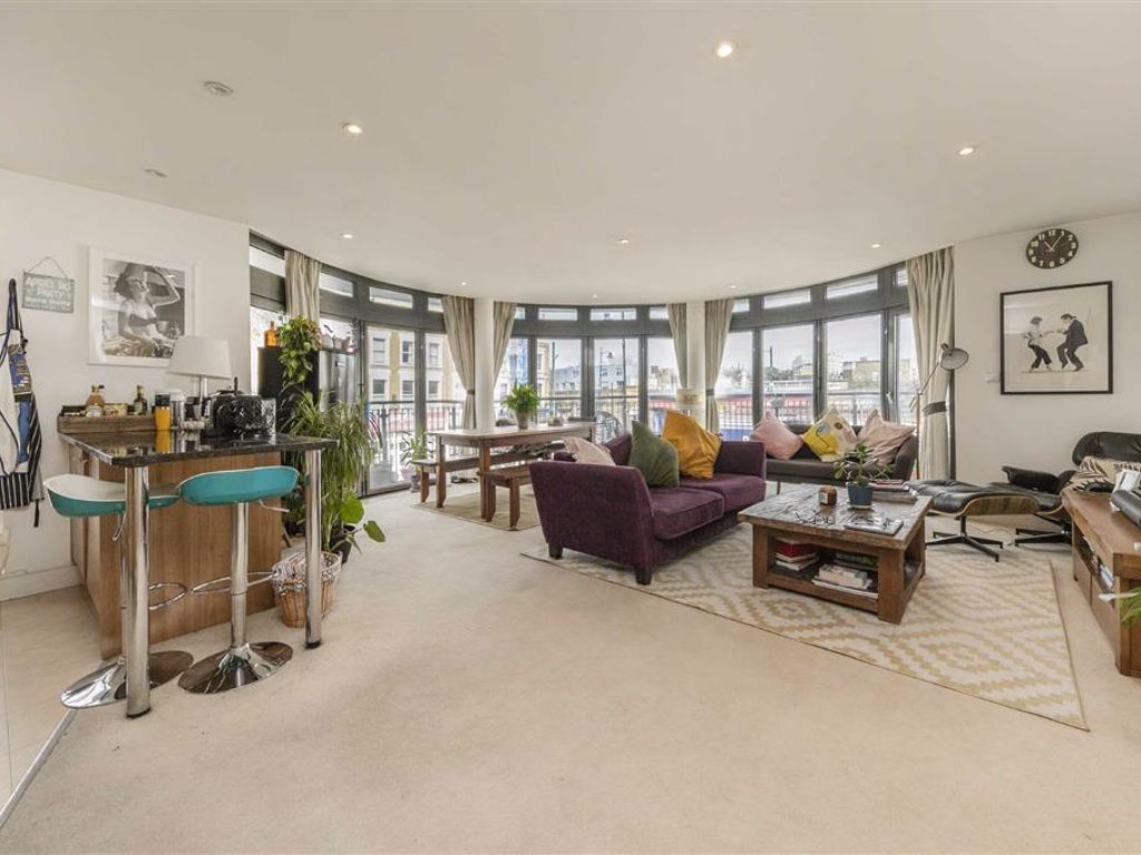 2 bed flat for sale in Clapham High Street, London SW4 - Zoopla