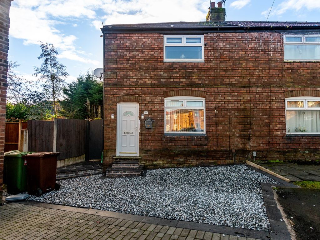 2 Bed Semi Detached House For Sale In Belvedere Avenue Sutton Leach