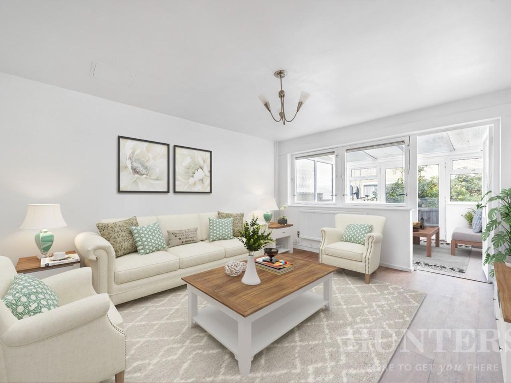 3 bed property to rent in Maple Close, London N16, £2,100 pcm - Zoopla