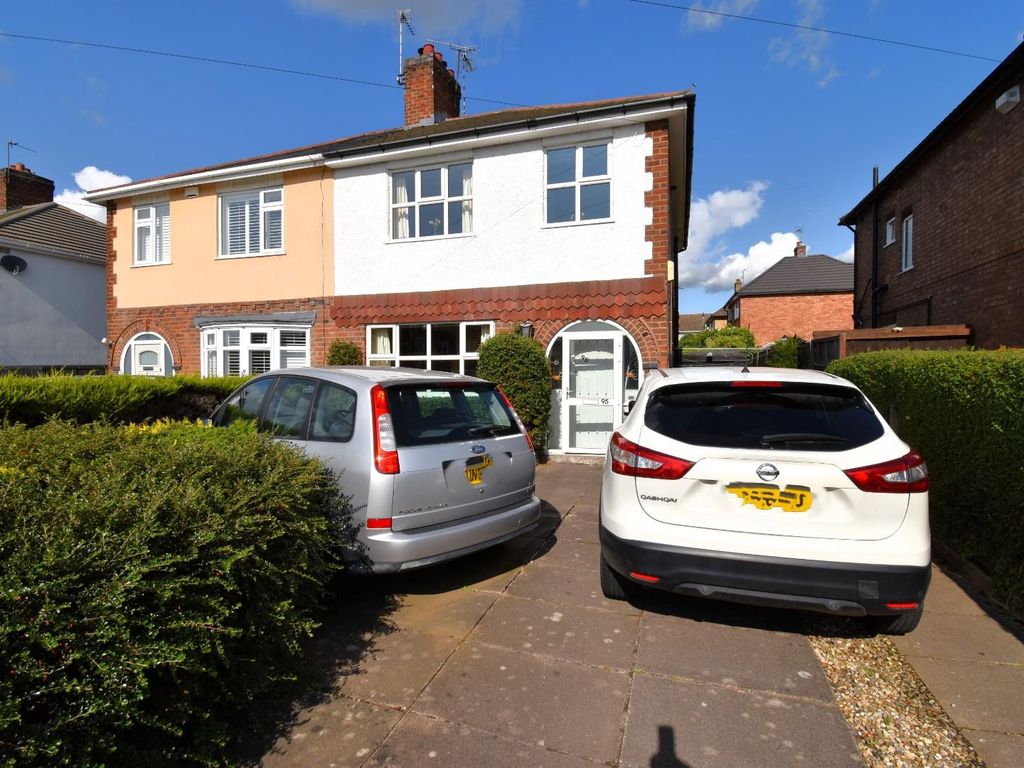 3 Bed Semi Detached House For Sale In Aylestone Lane Wigston Le18 £