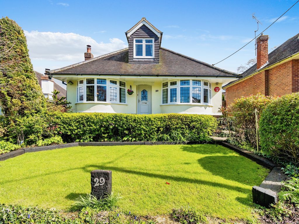 3 Bed Bungalow For Sale In Ashdene Road Ashurst Southampton