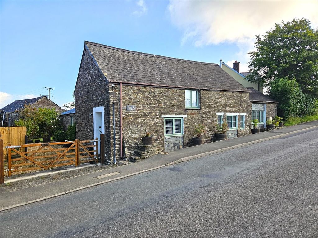 3 bed barn conversion for sale in Lewdown, Okehampton EX20, £385,000 ...