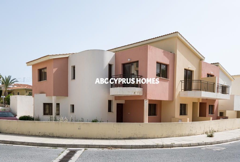 Block of flats for sale in Peyia, Paphos, Cyprus, £651,688 - Zoopla