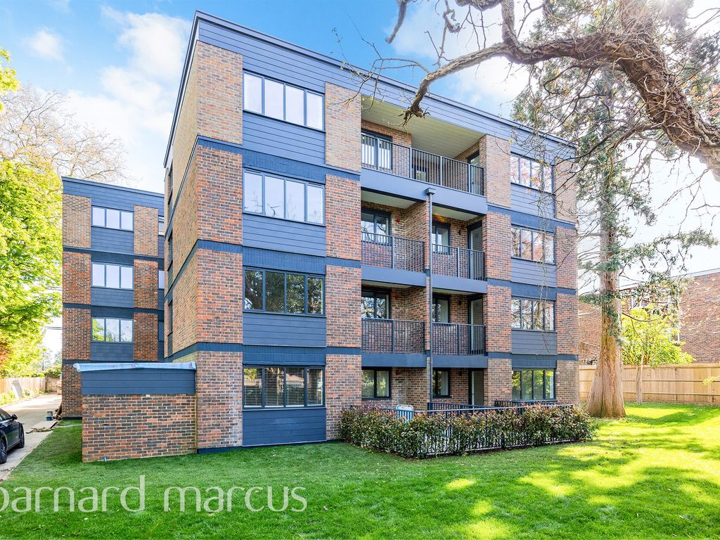 New home, 3 bed penthouse for sale in Alexandra Road, Epsom KT17, £525,000 - Zoopla