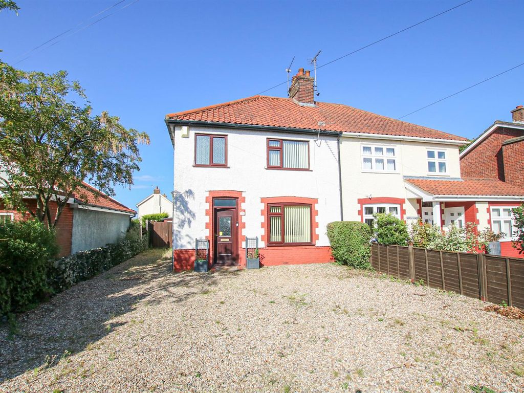 3 bed detached house for sale in Mousehold Lane, Sprowston, Norwich NR7 ...