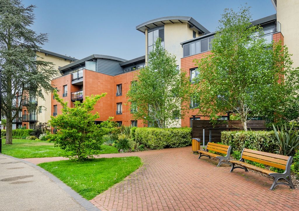 2 bed flat to rent in Fisher Row, Oxford OX1, £1,800 pcm - Zoopla