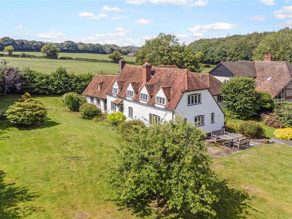 4 bed detached house for sale in Gilberts Hill, Tring HP23, £1,250,000 ...