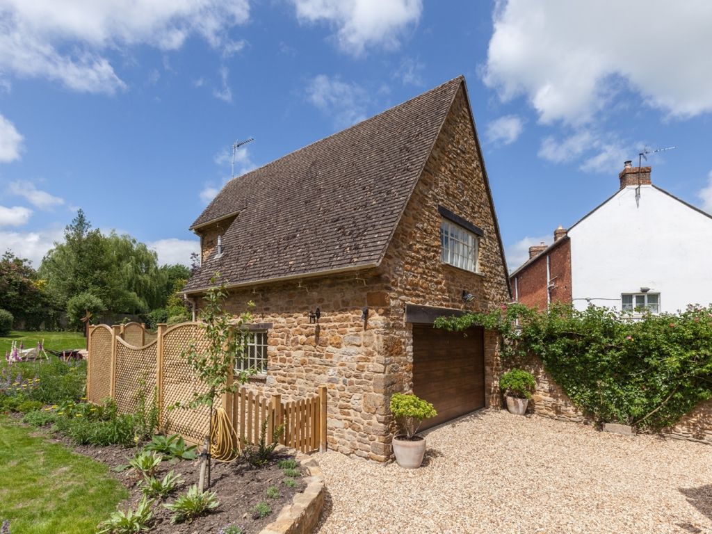 1 bed maisonette to rent in The Green, Badby, Daventry NN11 - Zoopla