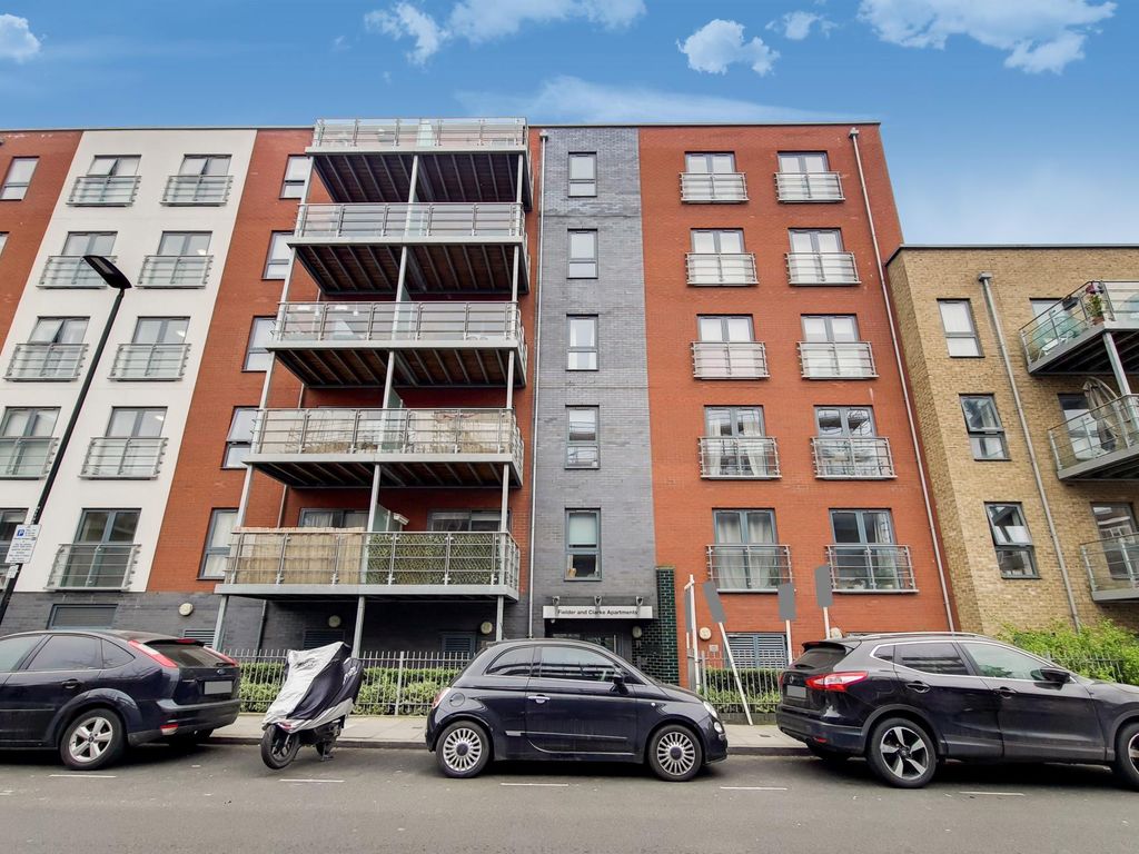 1 bed flat to rent in 1, Heath Place, London E3, £1,850 pcm - Zoopla