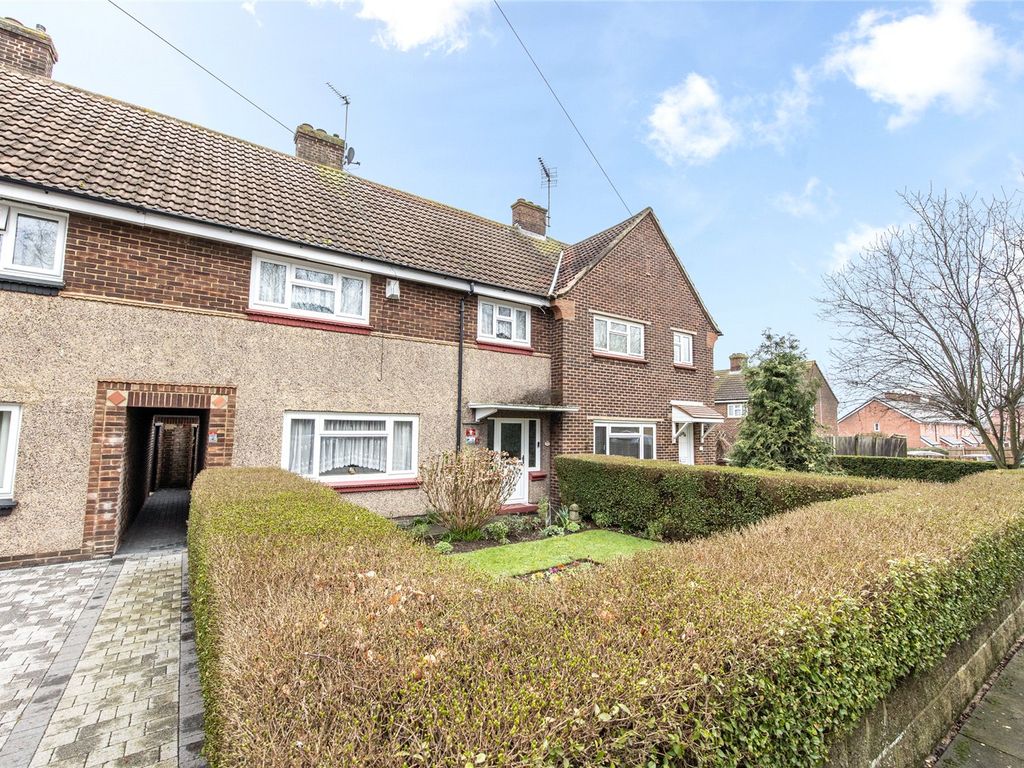 4 Bed Terraced House For Sale In Marks Square Northfleet Kent Da11