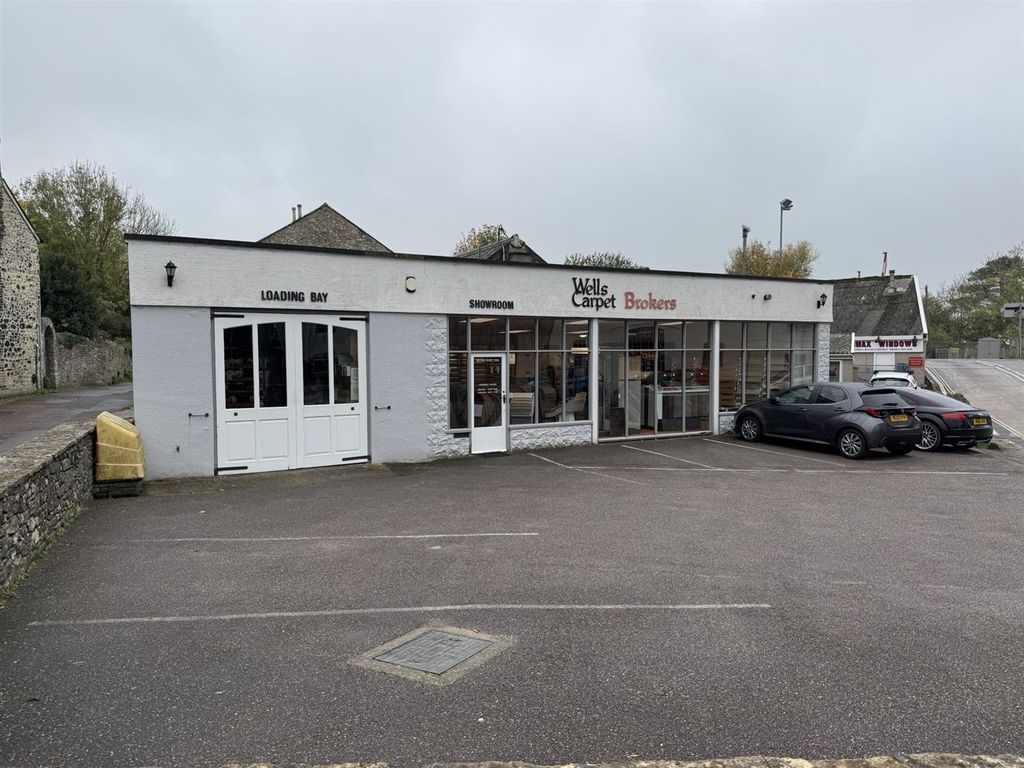 Castle Hill, Axminster EX13, Retail premises to let, £28,500 pa - Zoopla