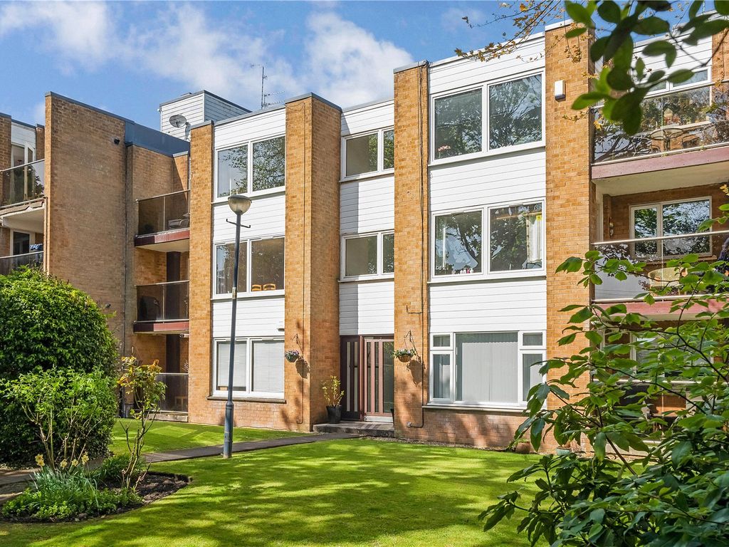 2 bed flat for sale in Rowan Road, Dumbreck, Glasgow G41, £160,000 - Zoopla