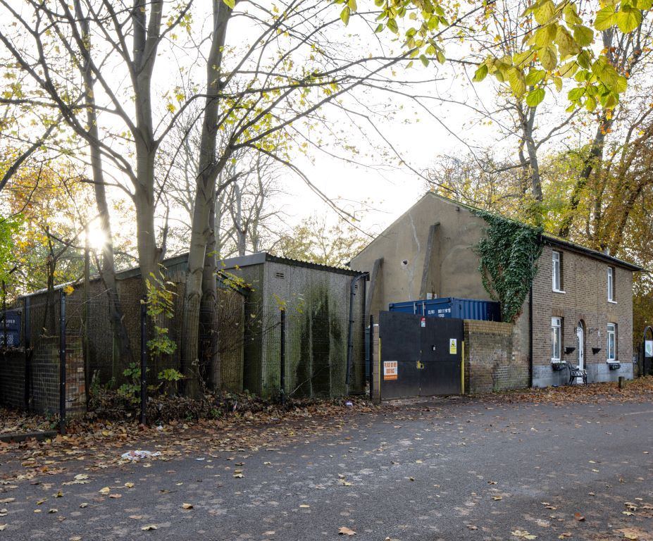 Land for sale in Wood End, Hayes UB3, £175,000 - Zoopla