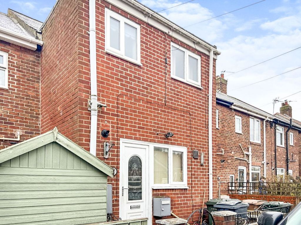 2 Bed Terraced House For Sale In Hedgefield View Dudley Cramlington