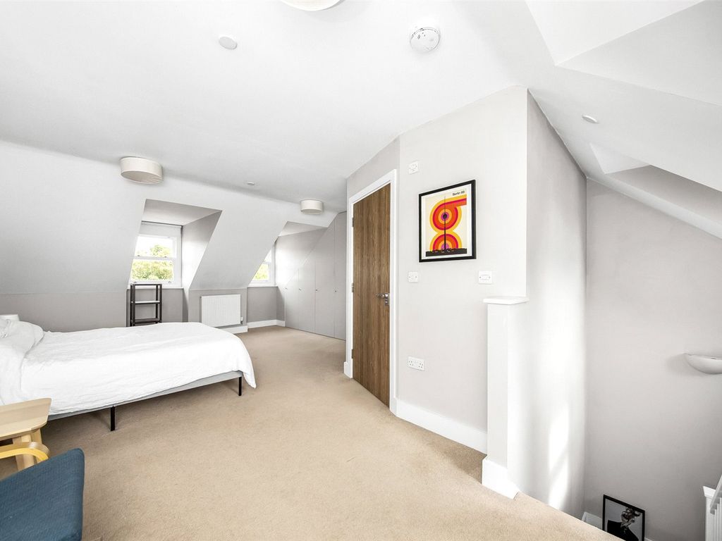 2 bed flat for sale in Tyrwhitt Road, Brockley SE4, £525,000 - Zoopla