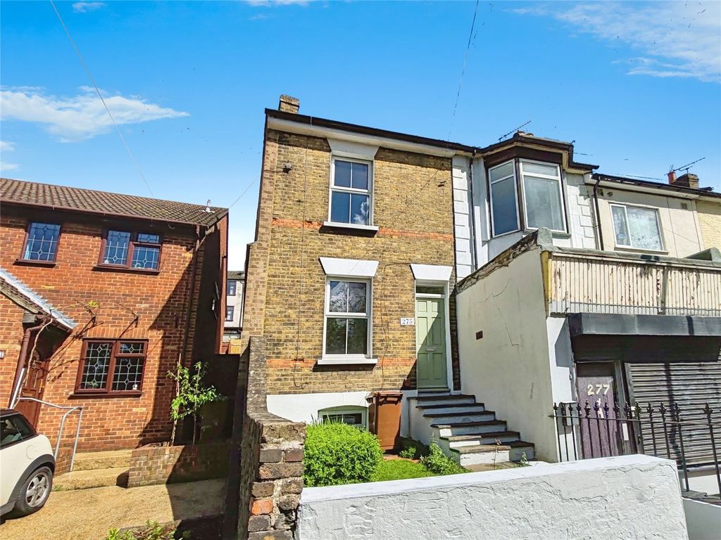 2 bed terraced house for sale in Luton Road, Chatham, Kent ME4, £ ...