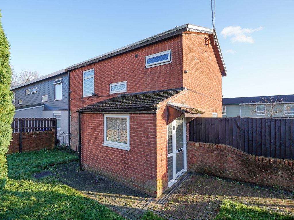 3 bed end terrace house for sale in Hazlebarrow Road, Sheffield S8 - Zoopla