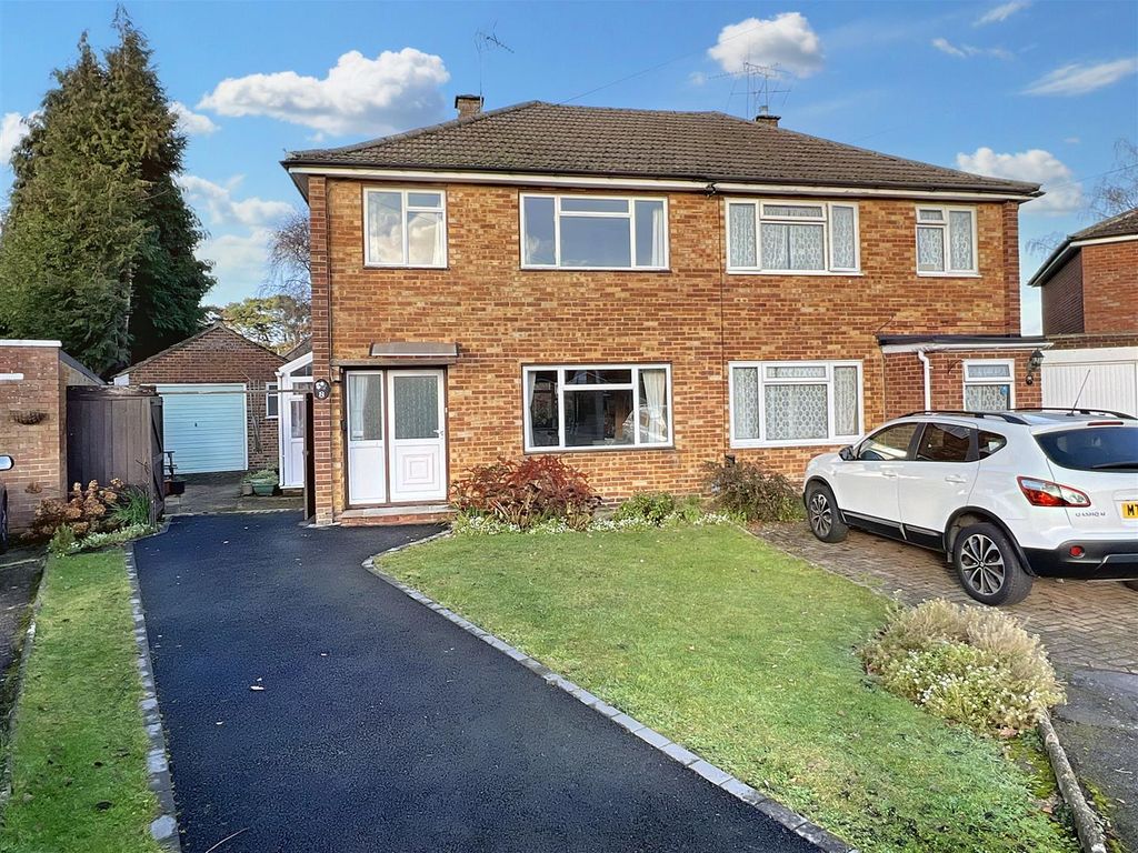 3 bed semi-detached house for sale in Credon Close, Farnborough GU14, £ ...
