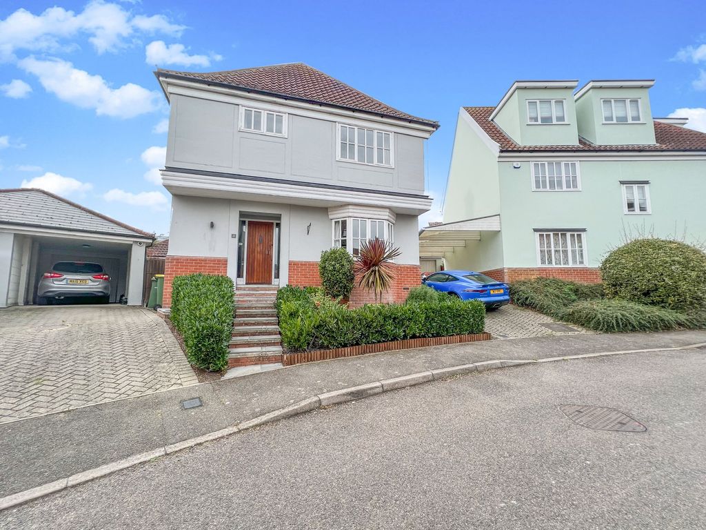 4 Bed Detached House For Sale In Ashingdon Heights Ashingdon Rochford