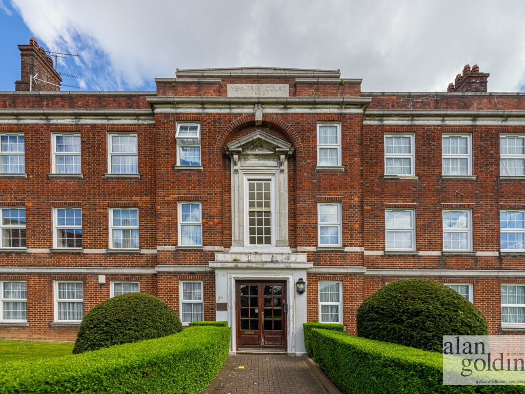 2 bed flat to rent in Bridge Lane, London NW11, £2,100 pcm - Zoopla