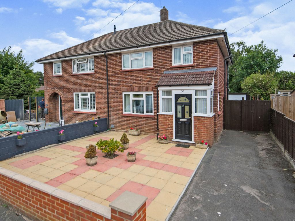 3 Bed Semi Detached House For Sale In Star Post Road Camberley Gu15