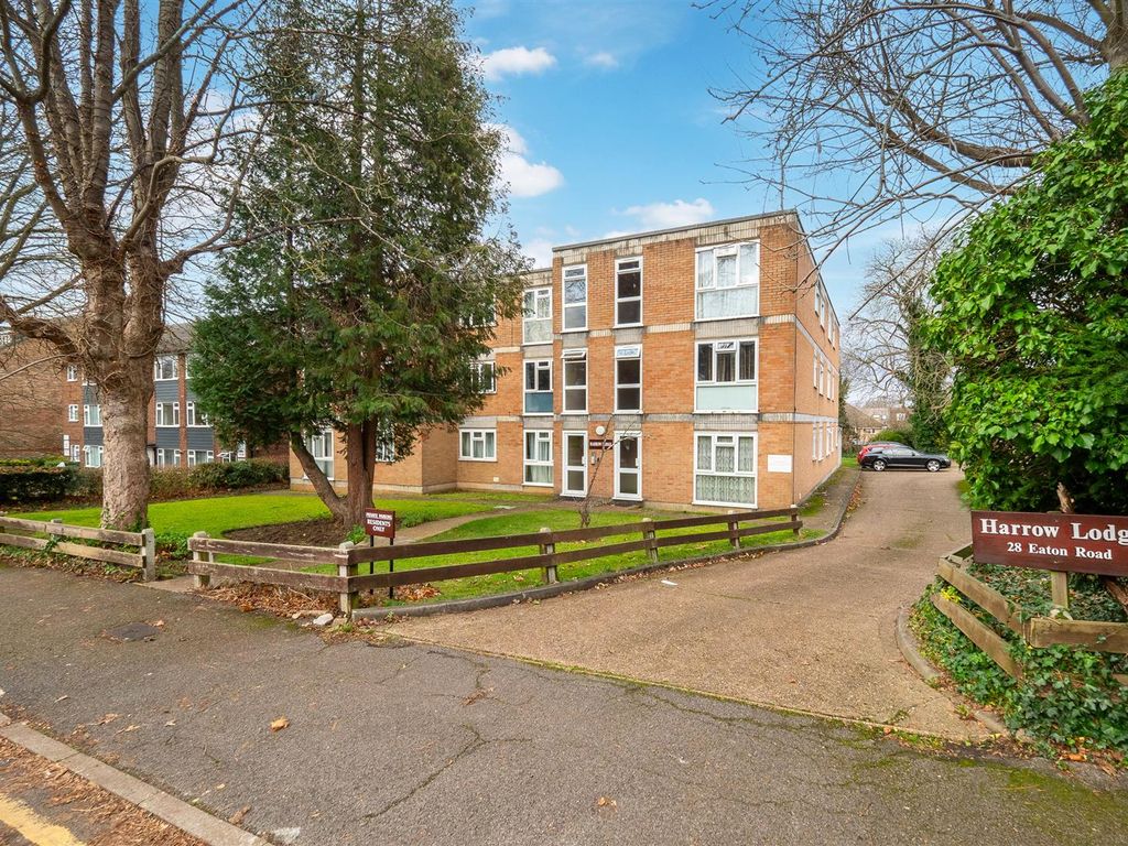 1 bed flat for sale in Eaton Road, Sutton SM2, £165,000 - Zoopla