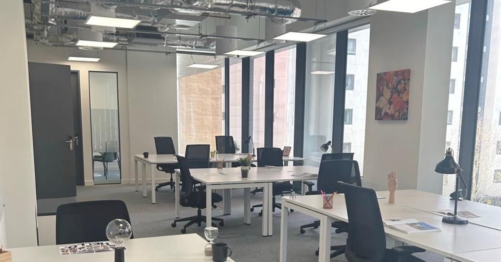 Office to let in Workstation 23, Regus House, 19 Oxford Road ...