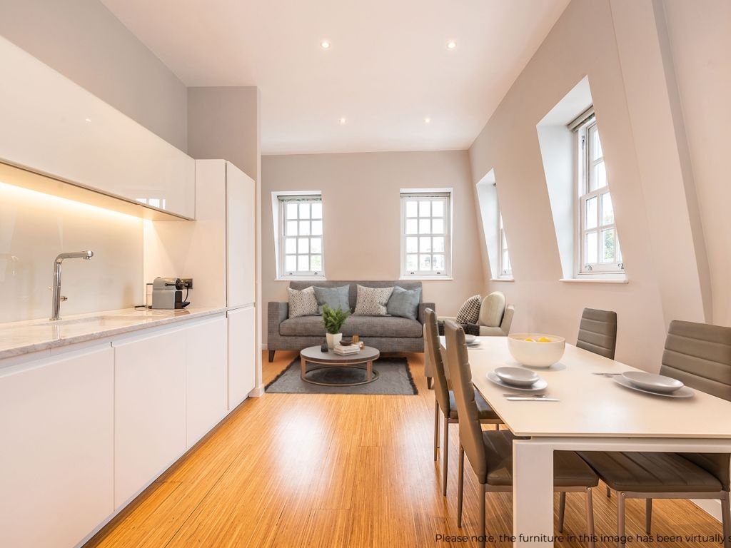 2 bed flat to rent in Wingate Square, London SW4, £4,300 pcm - Zoopla