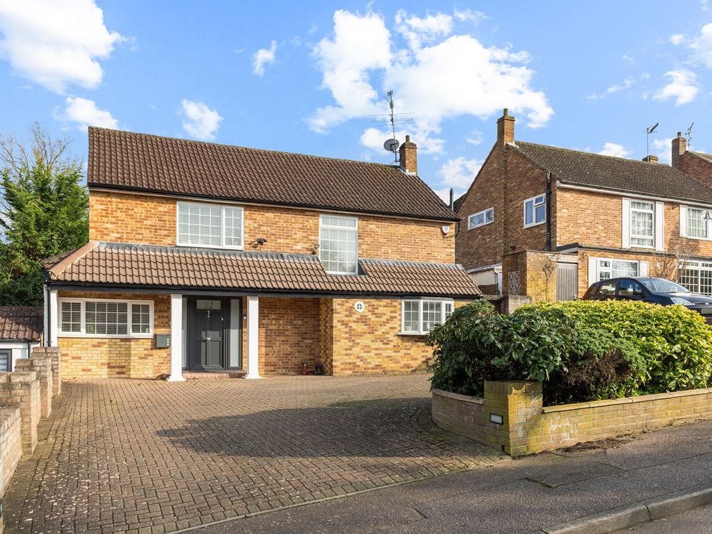 4 bed detached house for sale in Little Potters, Bushey Heath WD23, £ ...