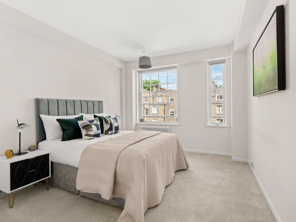 2 bed flat to rent in Dolphin Square, London SW1V, £3,365 pcm - Zoopla