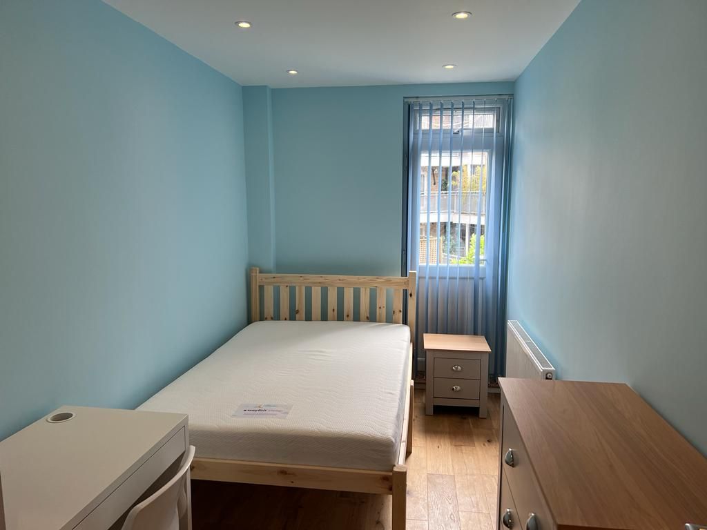 Room to rent in Weymouth Terrace, London E2, £750 pcm - Zoopla