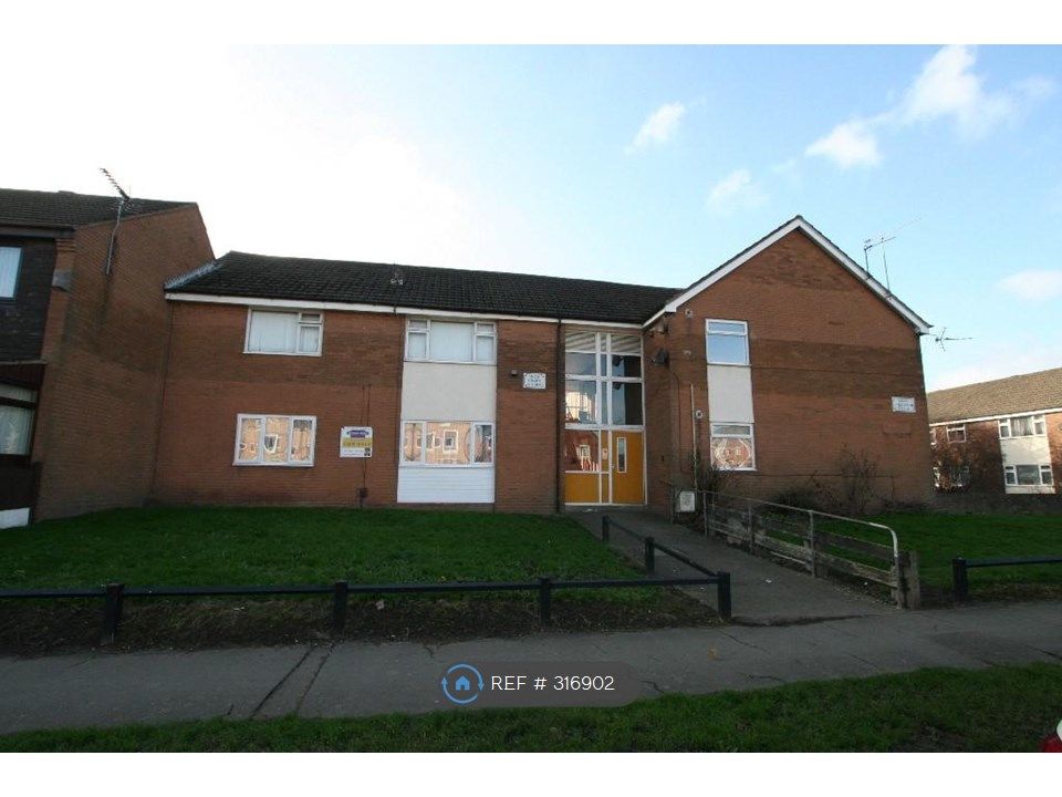 2 bed flat to rent in Croft Court, Ellesmere Port CH65 - Zoopla