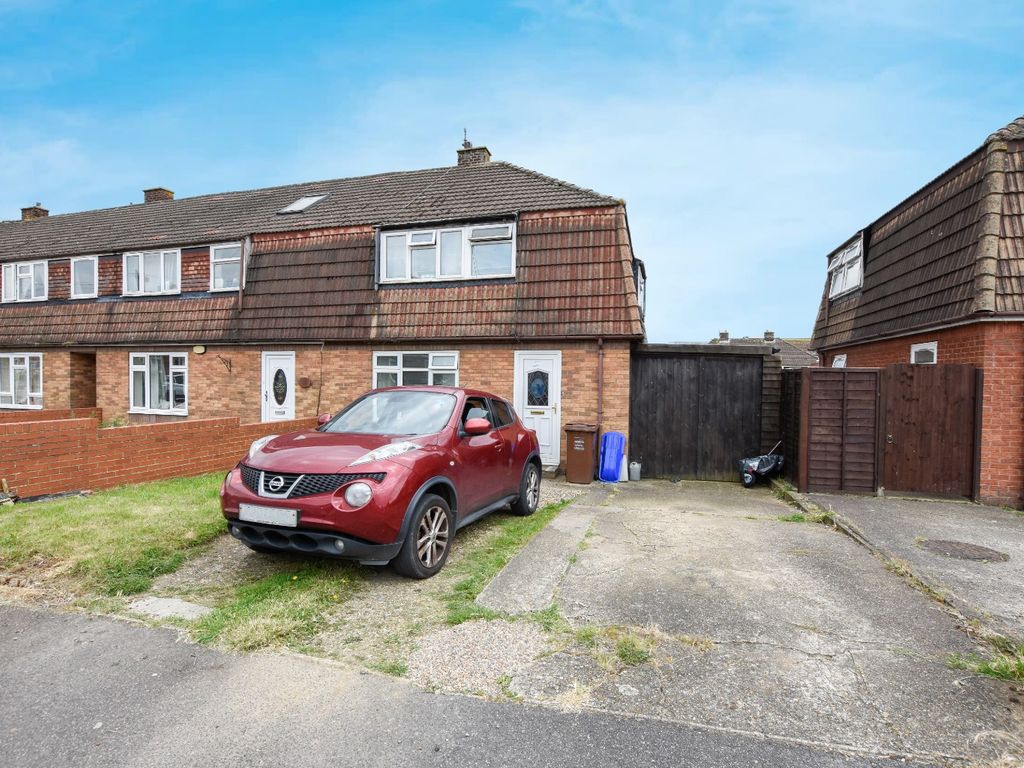 3 bed end terrace house for sale in Wylie Road, Hoo, Rochester, Kent ...
