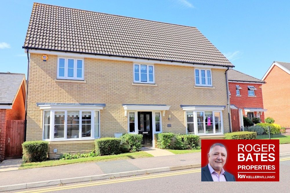 5 bed detached house for sale in School Avenue, Dunton Fields, Laindon ...