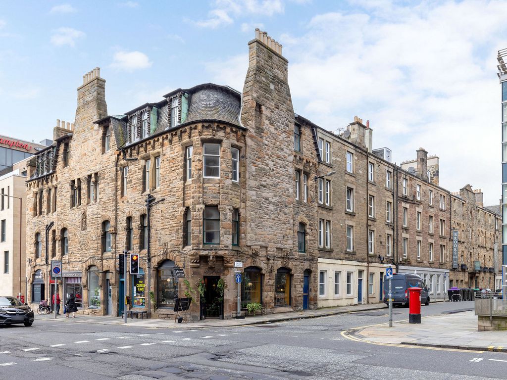 2 bed flat for sale in 90 Flat 4 Grove Street, Edinburgh EH3, £175,000 ...